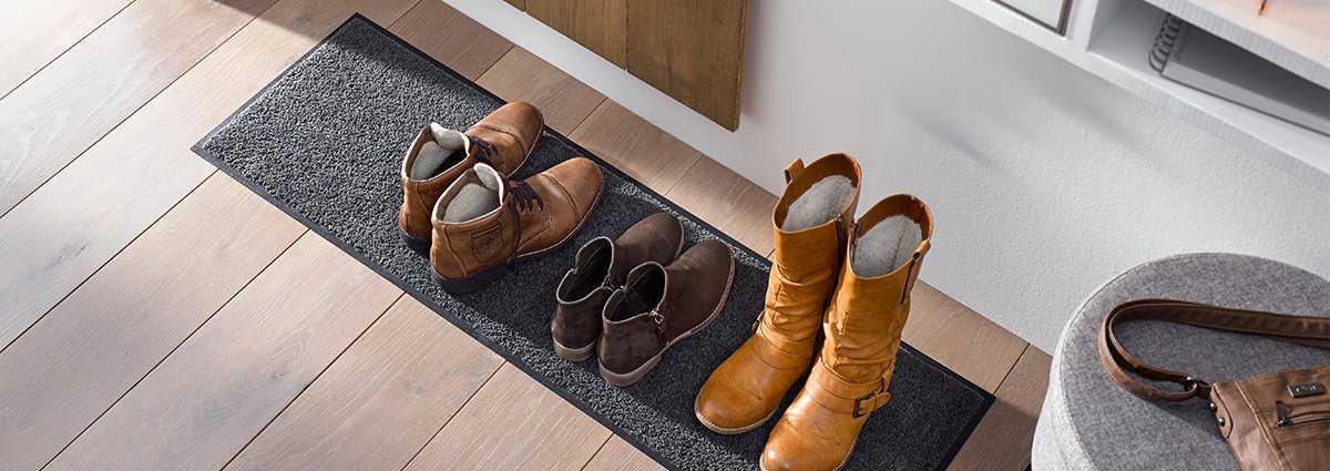 Shoe Parking Lot — wash+dry